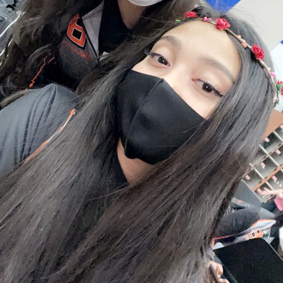 Ramsi's Closet (@ramsi_gaspar) | Poshmark